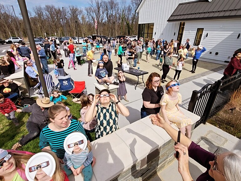 ‘Eclipse mania’: Community members flock together for partial solar ...